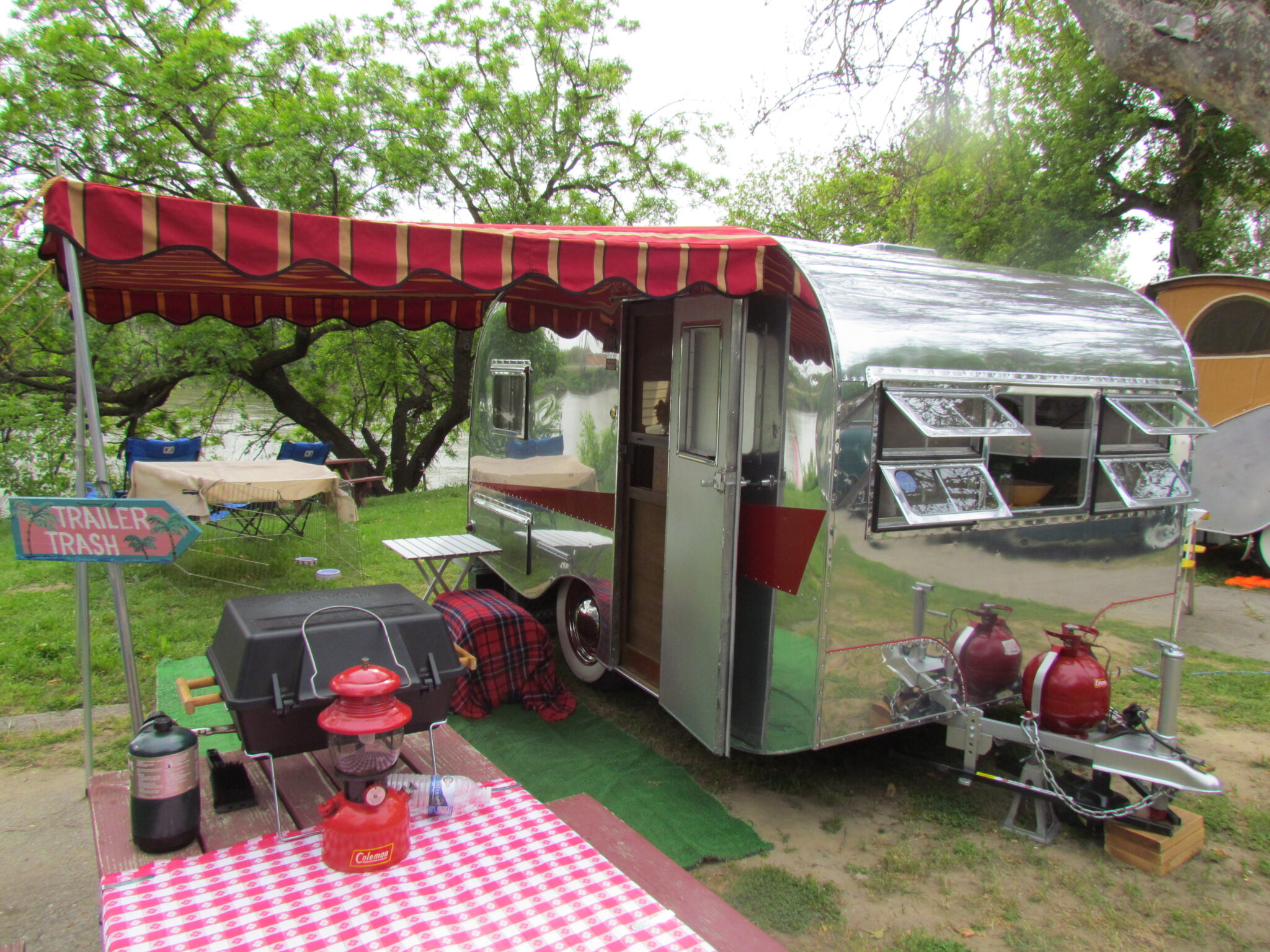 Home - Vintage Camper Trailers Magazine