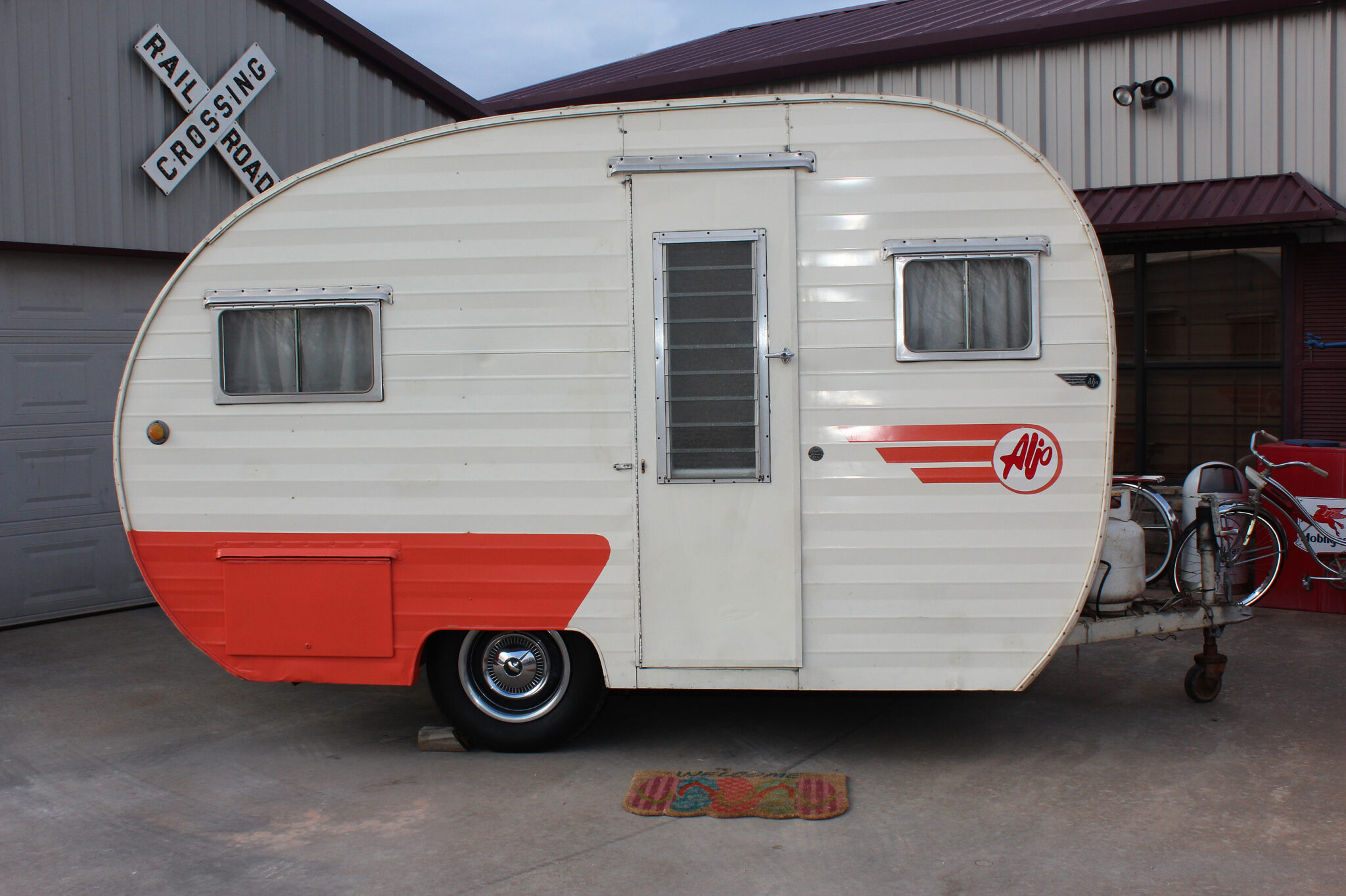 Home - Vintage Camper Trailers Magazine