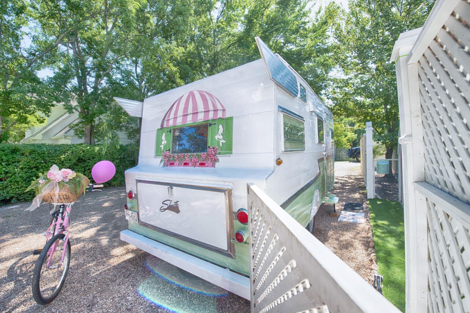 Ms. Lacey-Pearl / Pandora’s Box, a 1967 Shasta Starflyte - Vintage ...